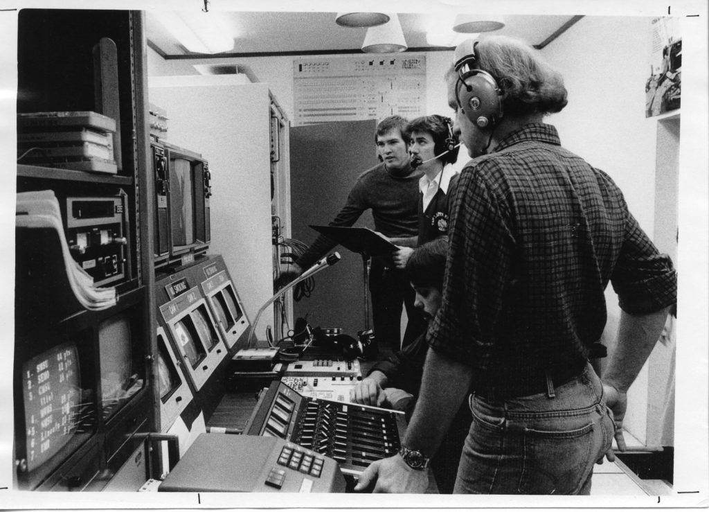 1970s-TV-Studio - Truman Review